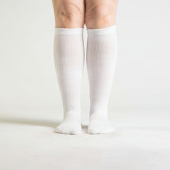 White Compression Socks – Evirelle